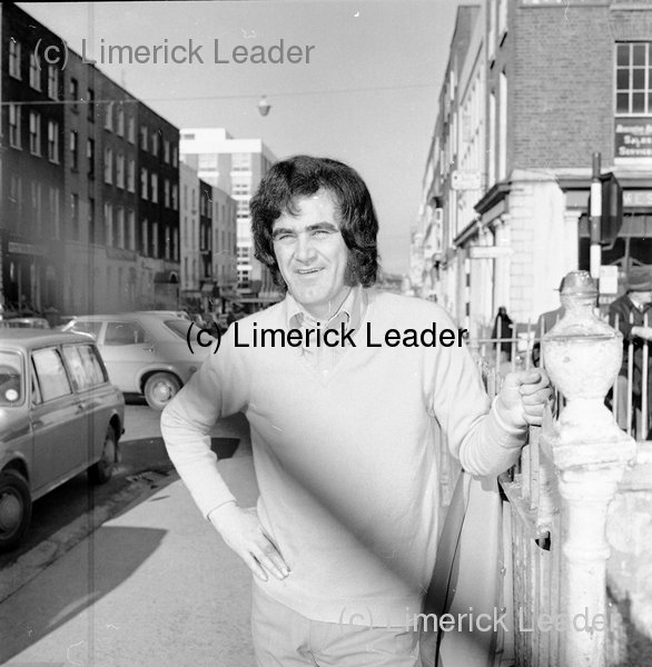 Clr Cusack , Musician for ad 03-1972 | From Limerick With Love