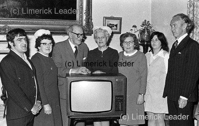 Presentation to Miss elizabeth Hoare. Matron, Barrington Hospital, on ...